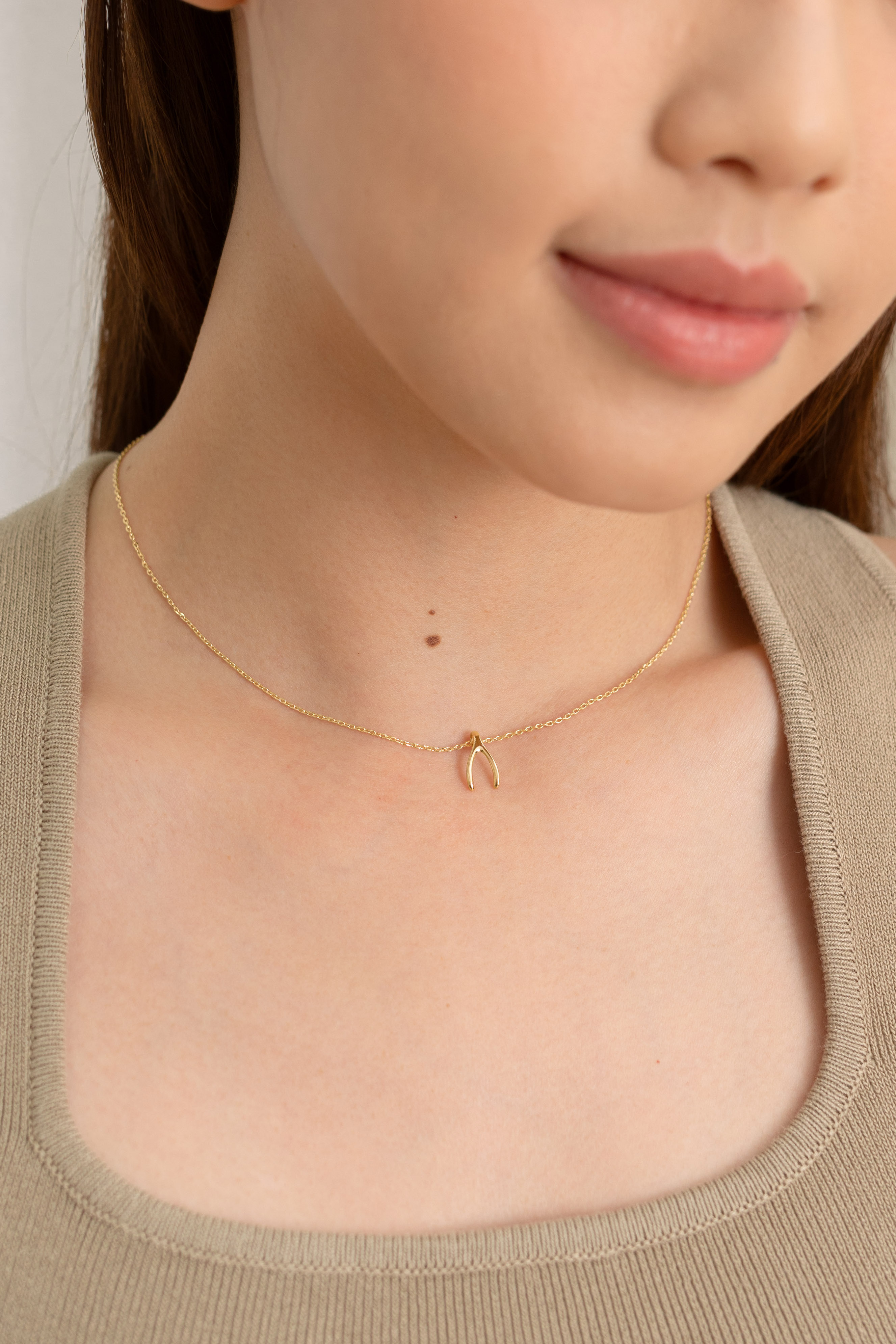 Natasha Necklace in Gold | Kaleido